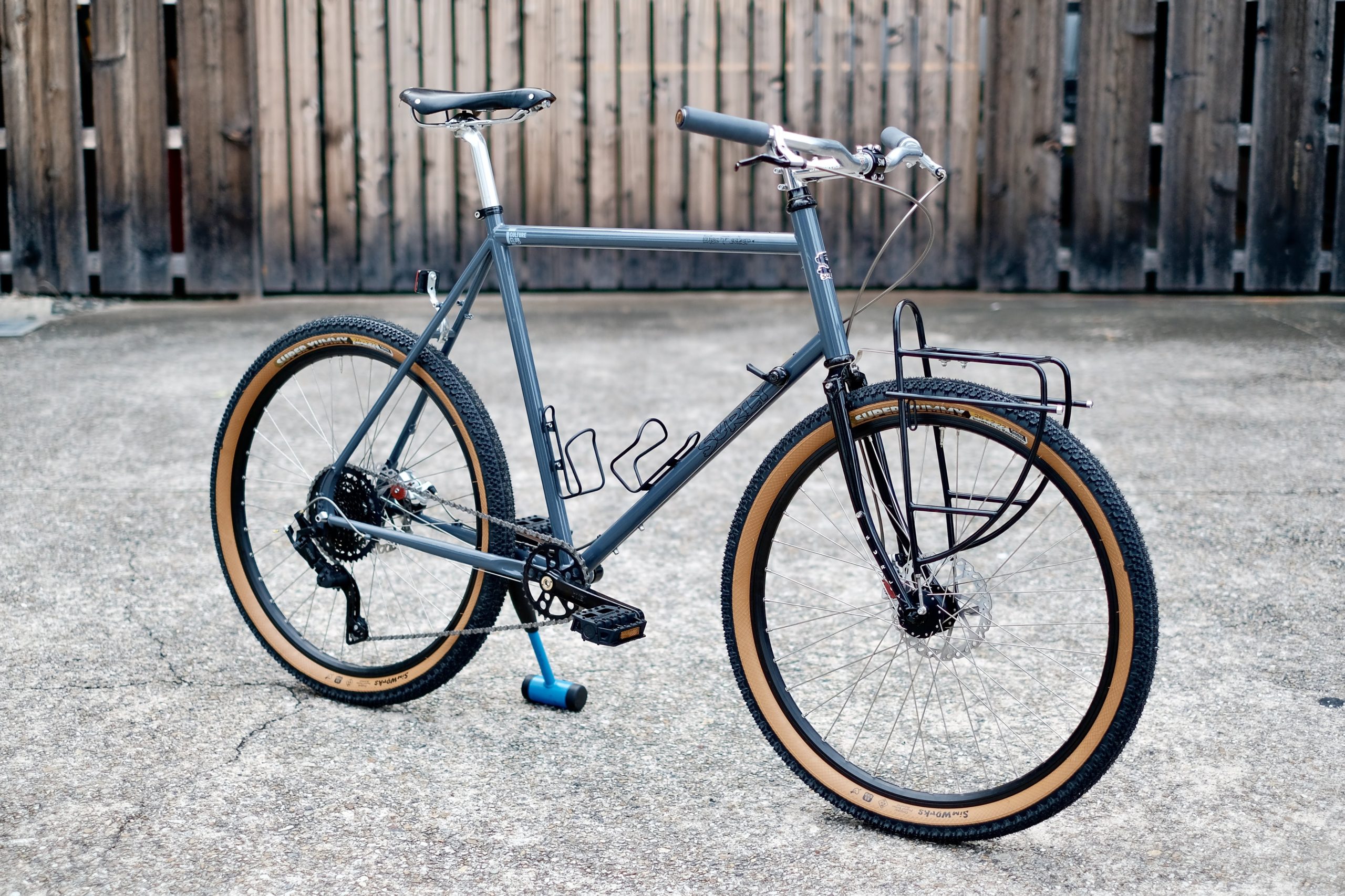 Half Moon ラックの引力 | SimWorks